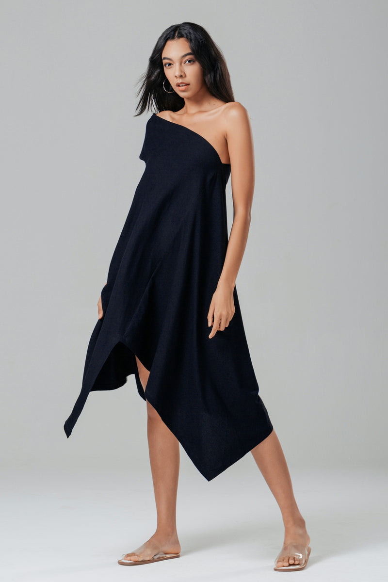 Buy Travel Clothes for Women Online | Voya